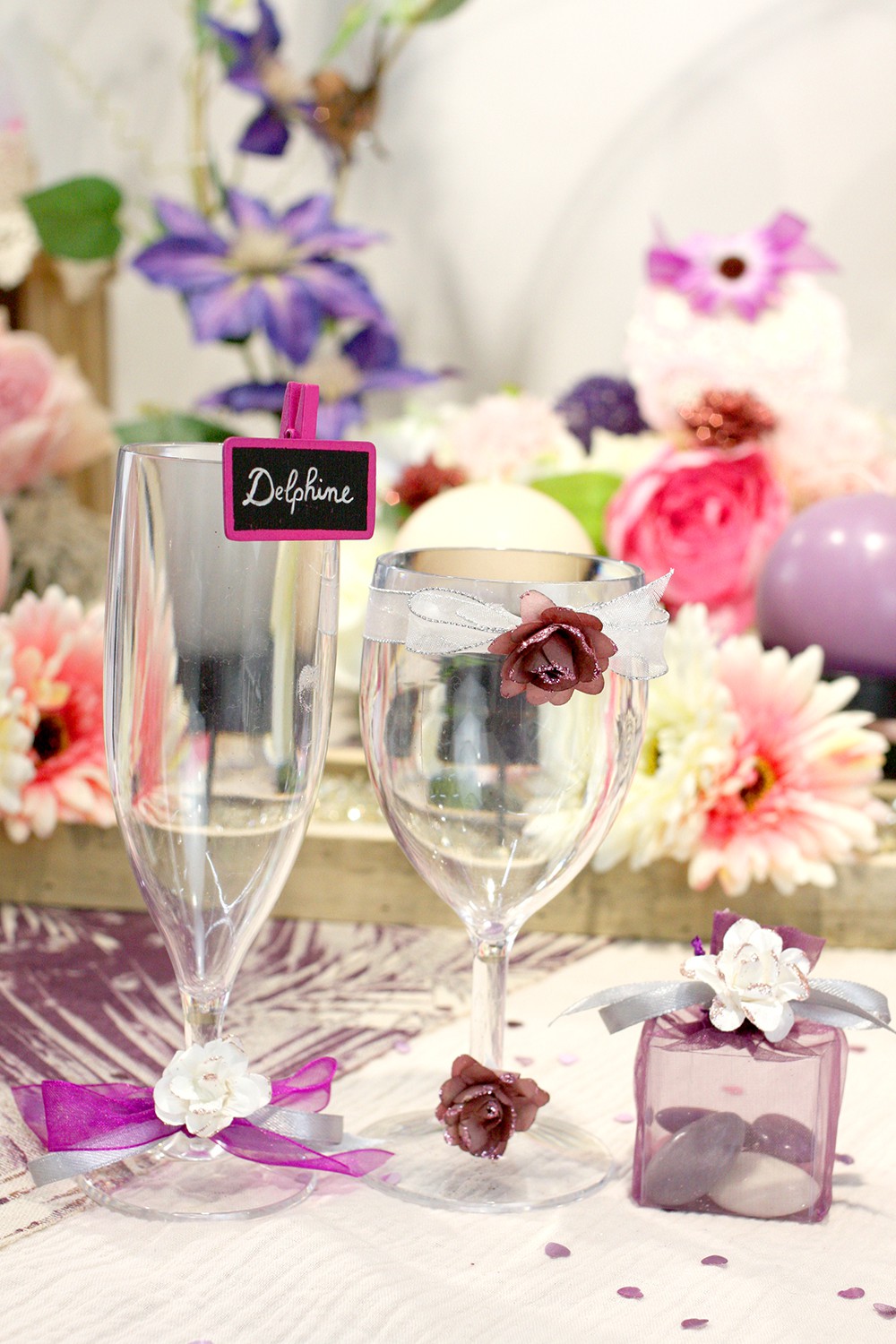 Table rose et violet Clématites - Fêter & recevoir