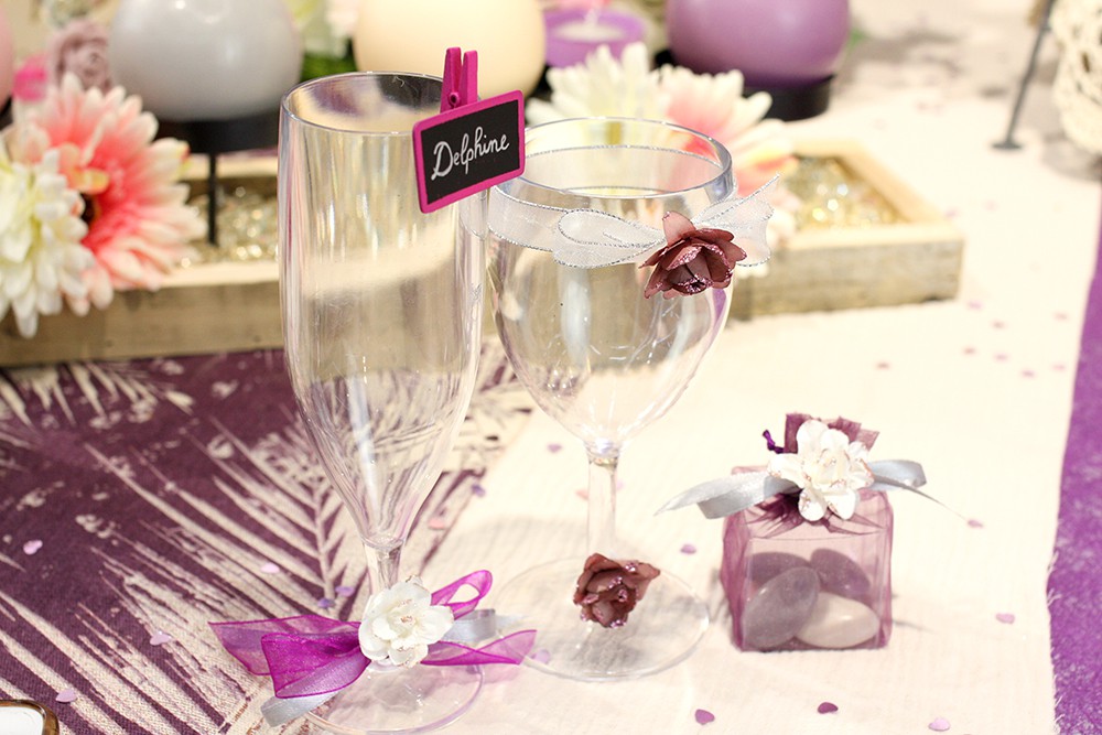 Table rose et violet Clématites - Fêter & recevoir